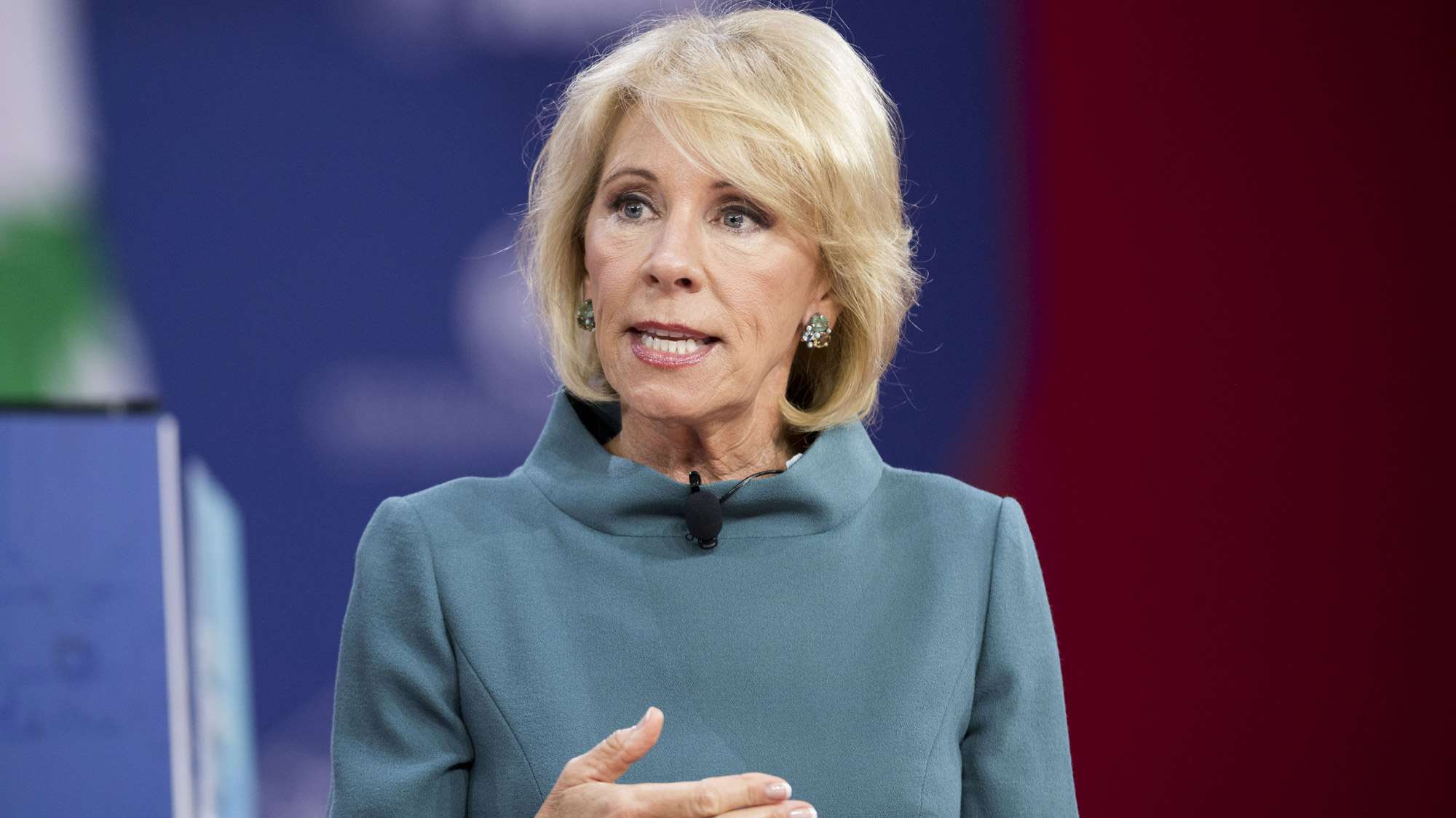 Elizabeth Warren Calls Betsy DeVos “The Worst Secretary Of Education ...