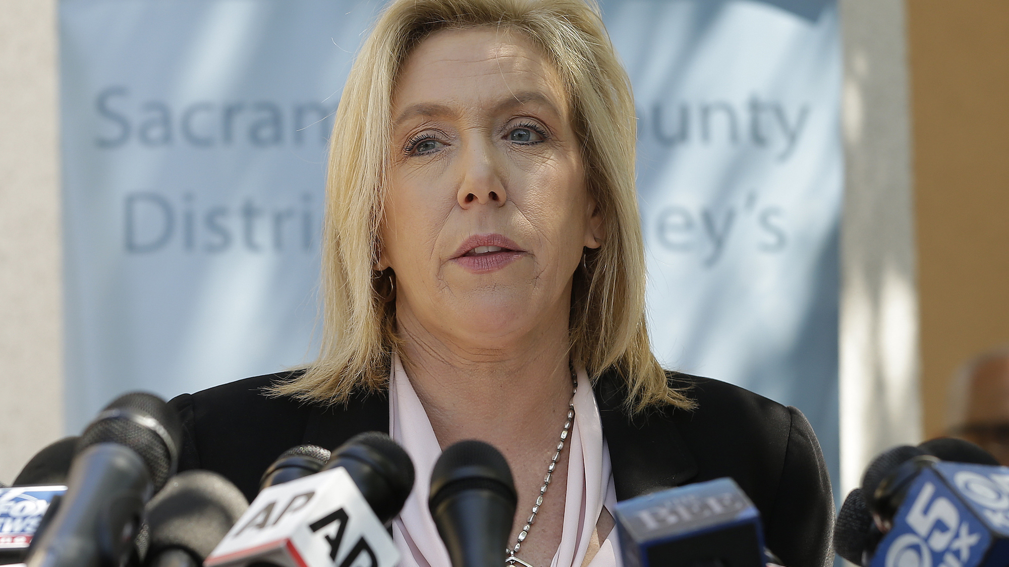 Sacramento Police Officers Will Not Be Charged for Killing Stephon ...