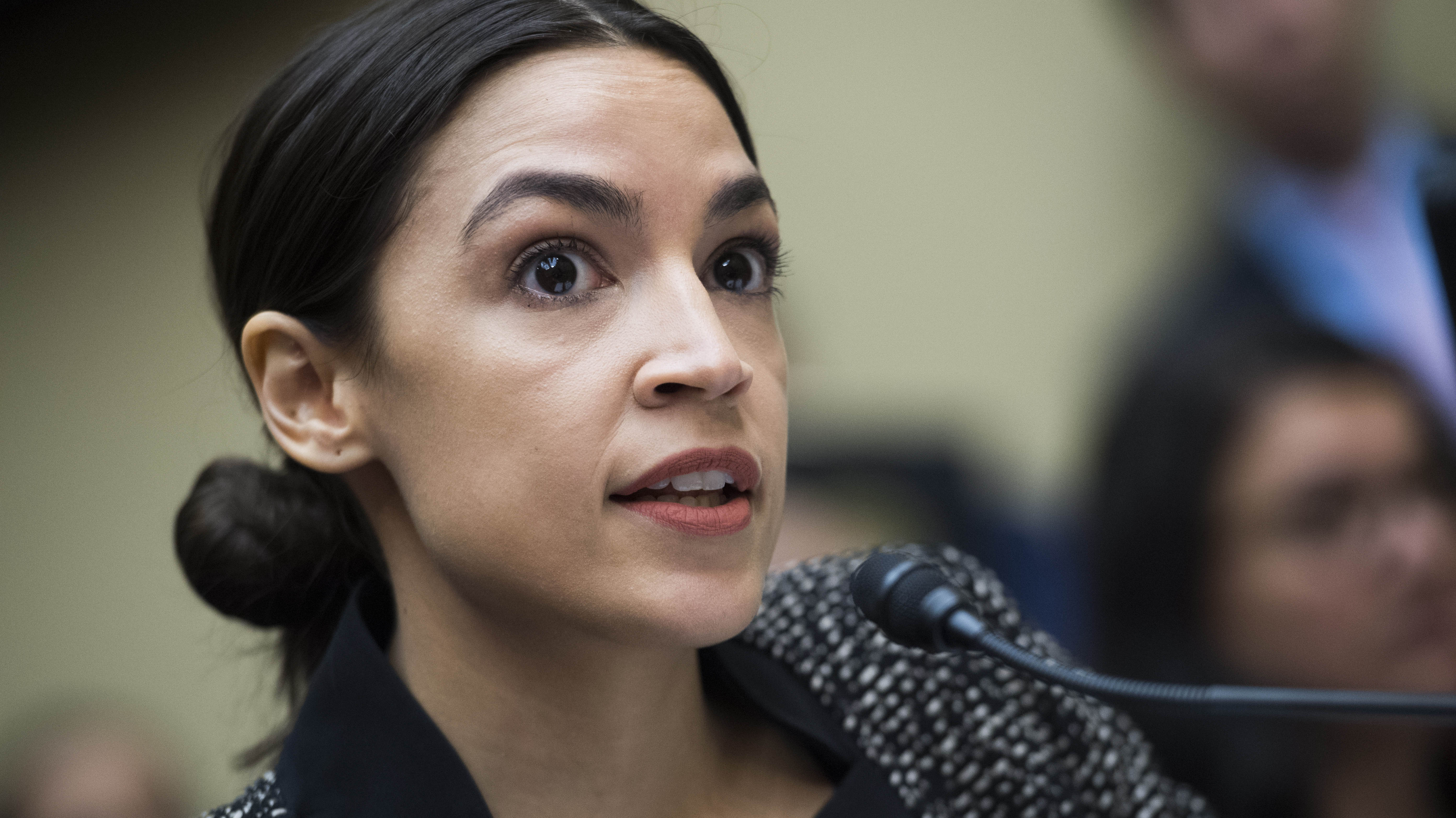 Alexandria Ocasio-Cortez Went After Big Pharma for Getting Rich off ...