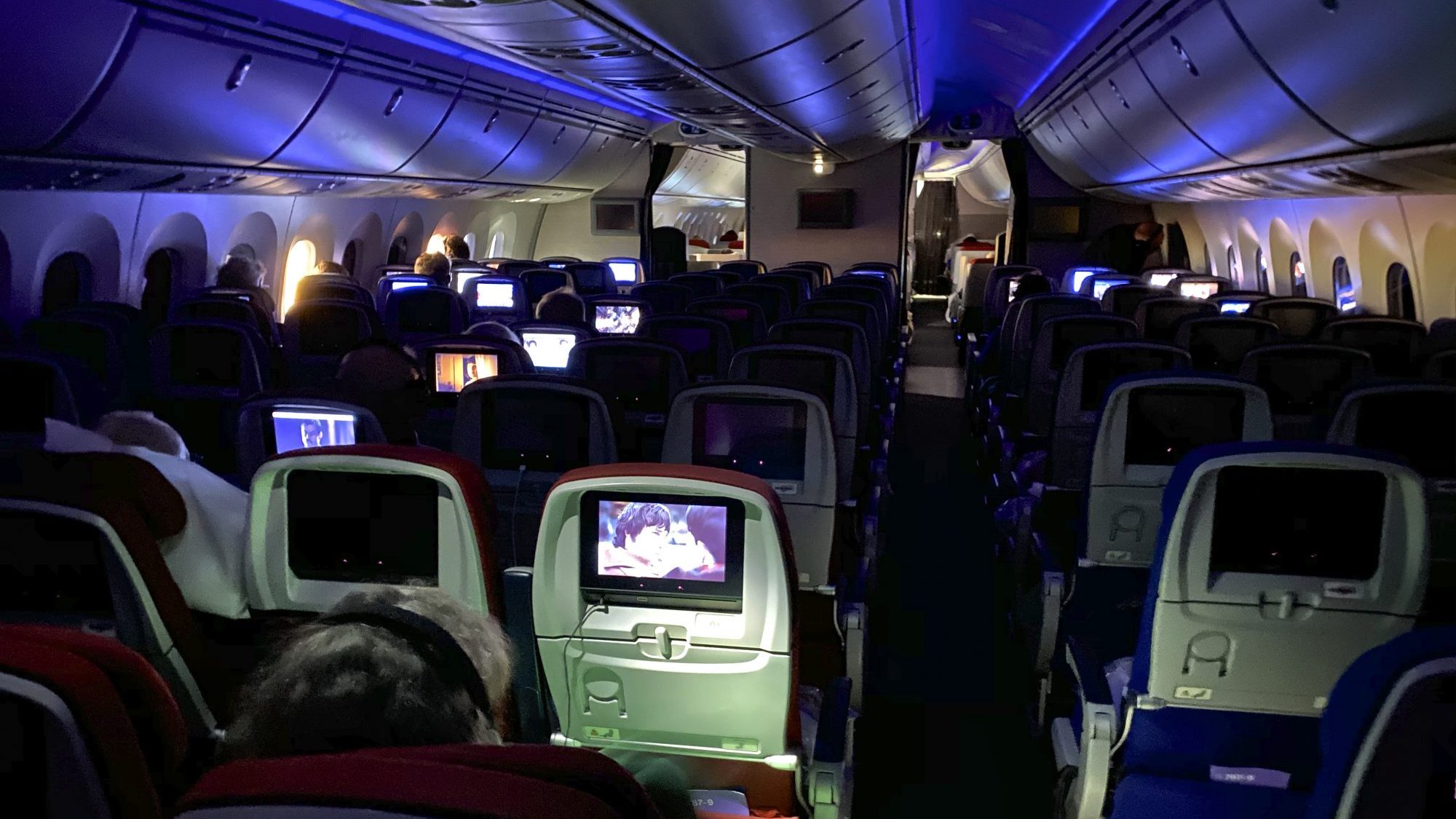 US Airlines Flying Near-Empty Planes Is a “Huge Environmental Waste ...