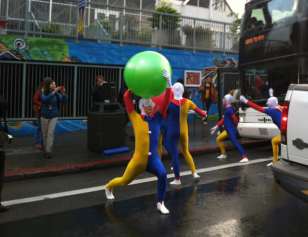Google Bus Protest the Most San Francisco Thing Ever – Mother Jones