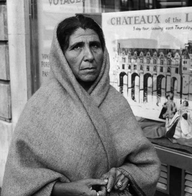 A New Book of Stunning Street Portraits by Vivian Maier – Mother Jones