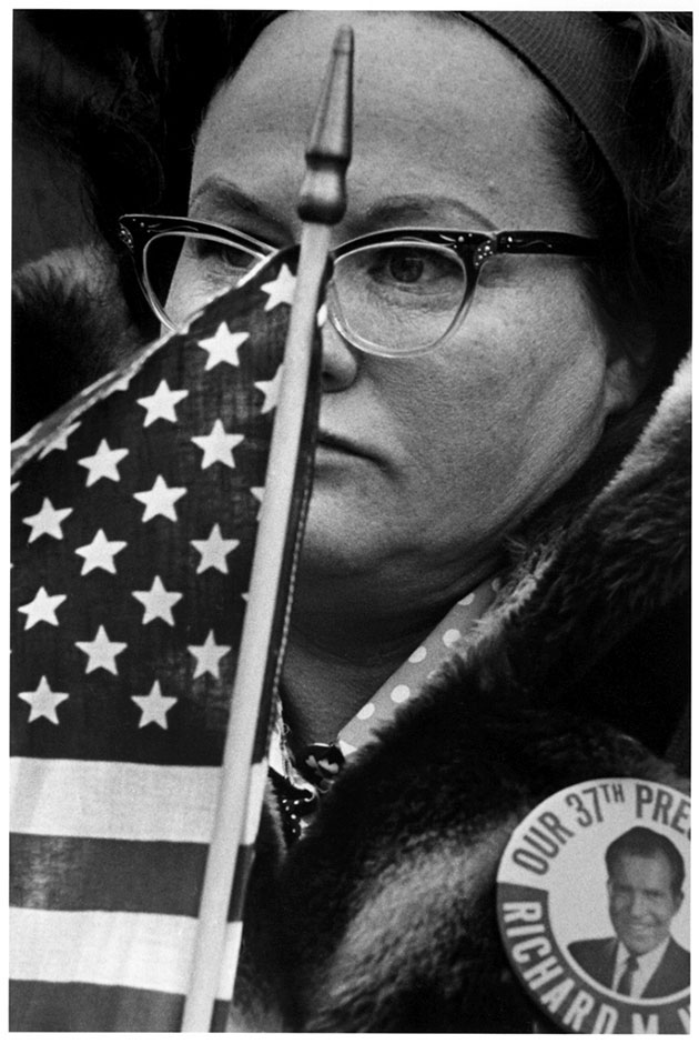 Witness the Death of the ’60s in Ken Light’s Era-Defining Photos ...