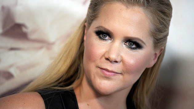 Amy Schumer Announces Plan To Tackle Gun Control – Mother Jones